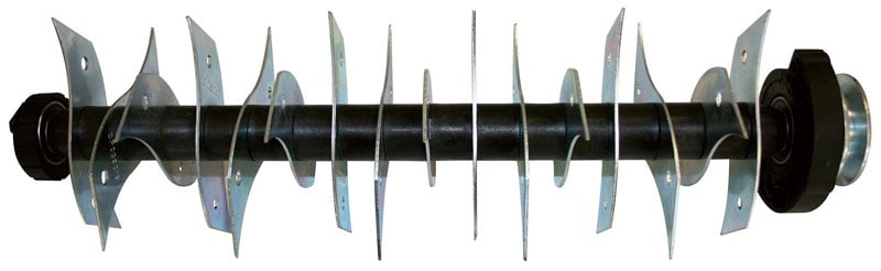 How To Choose A Lawn Scarifier or Lawn Raker - The Perfect Garden